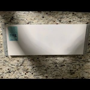 Accents | New Set Of 2 Signs | Poshmark